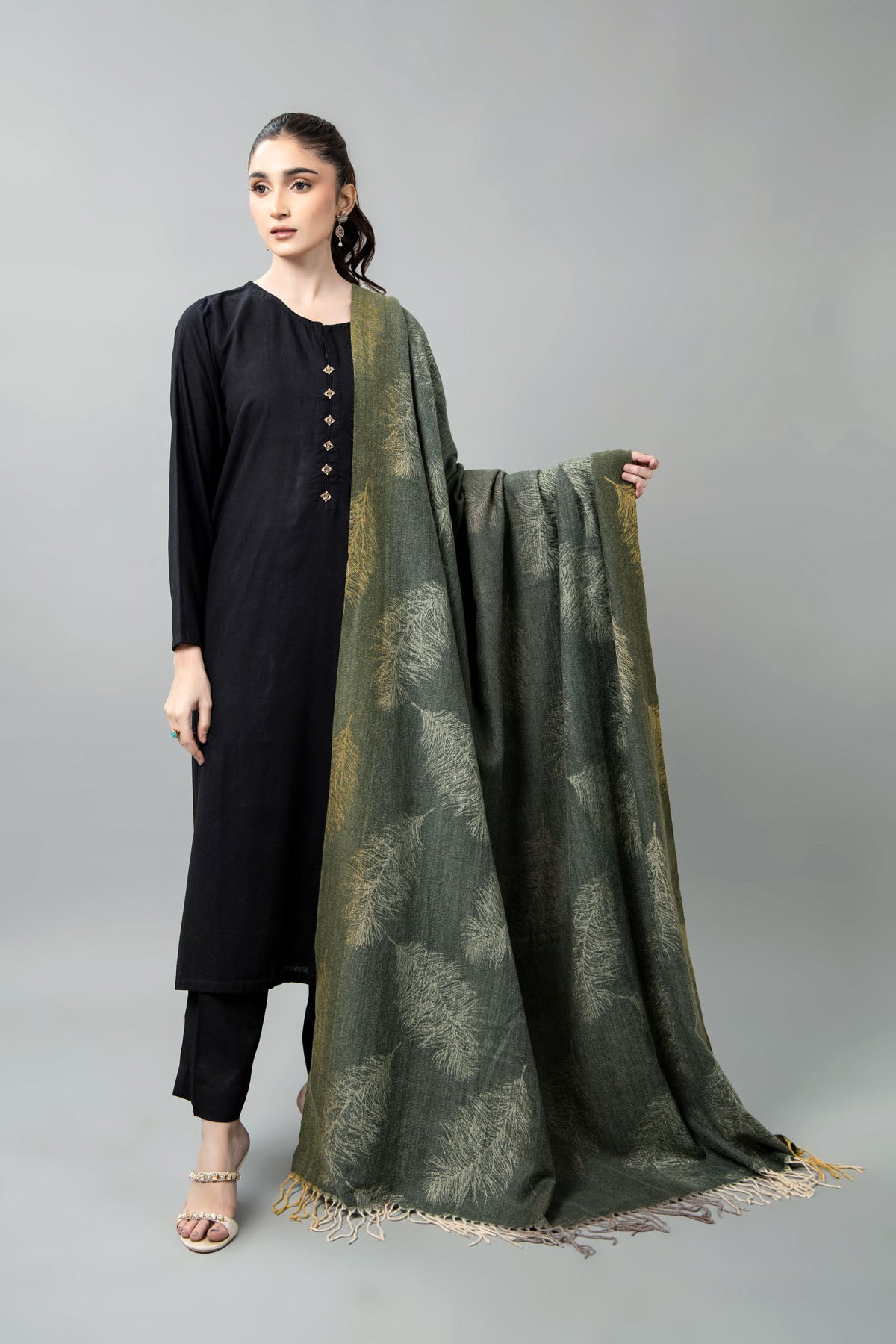 NEPALI WOOL SHAWL 1 PCS – The Fabric Store Pakistan