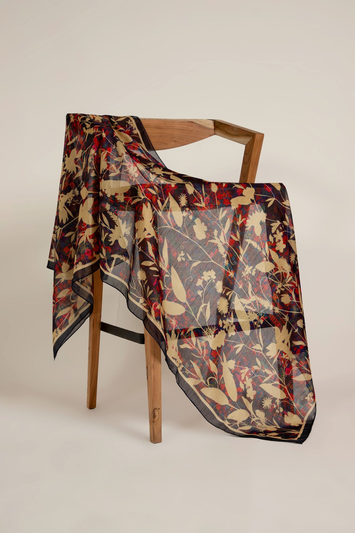 PRINTED SLUB MONARK STOLER – The Fabric Store Pakistan